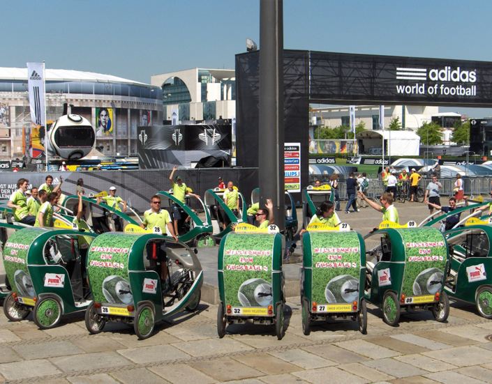 VeloTAXI city - THE ADVENTUREMOBILE - BAYK AG