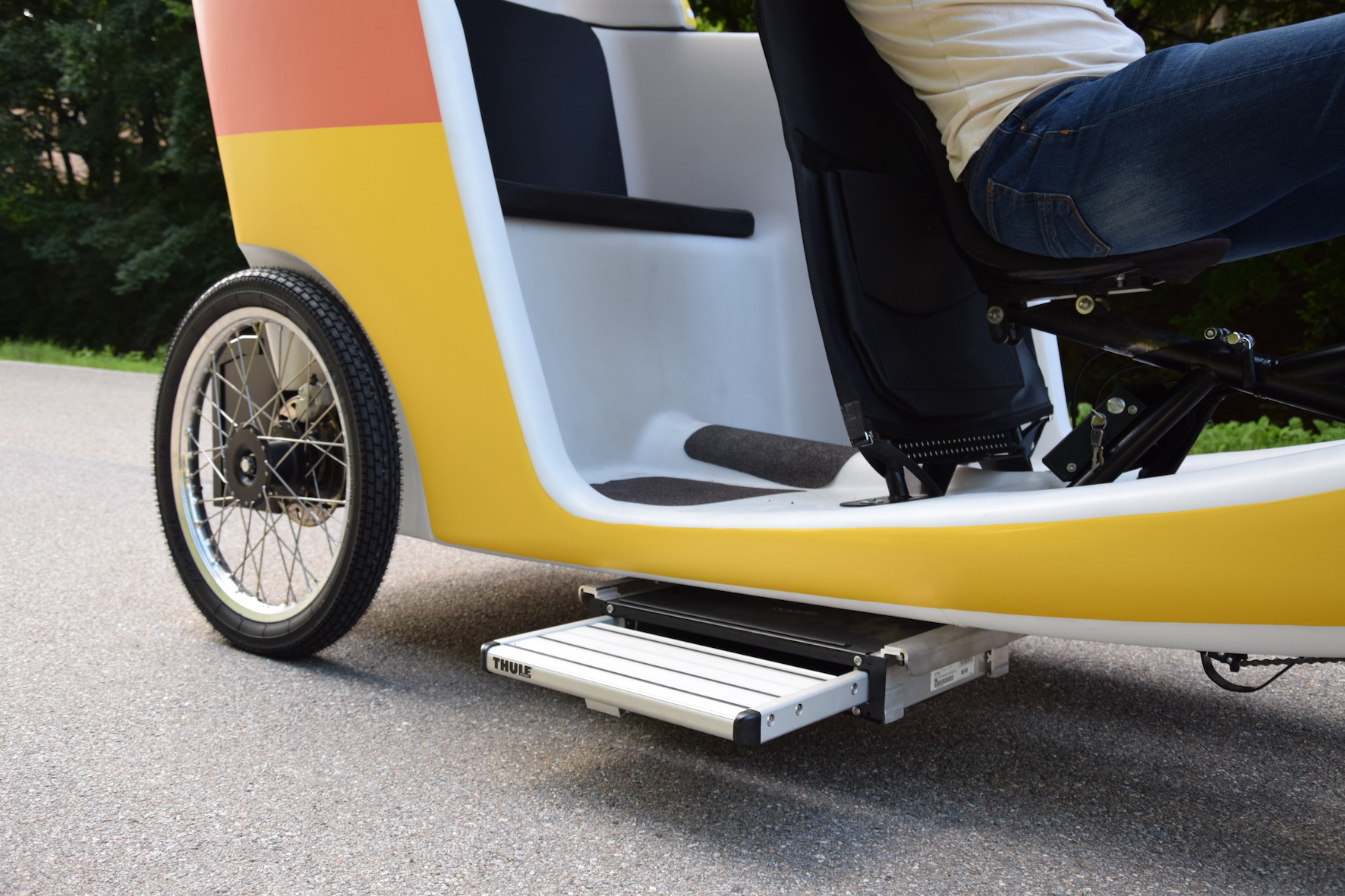 VeloTAXI care - THE ADVENTUREMOBILE - BAYK AG